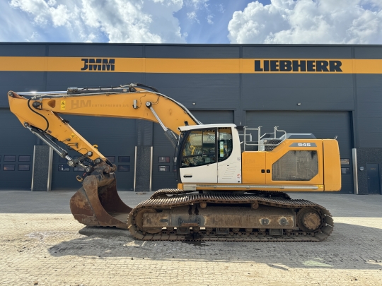 Liebherr R 945 Litronic