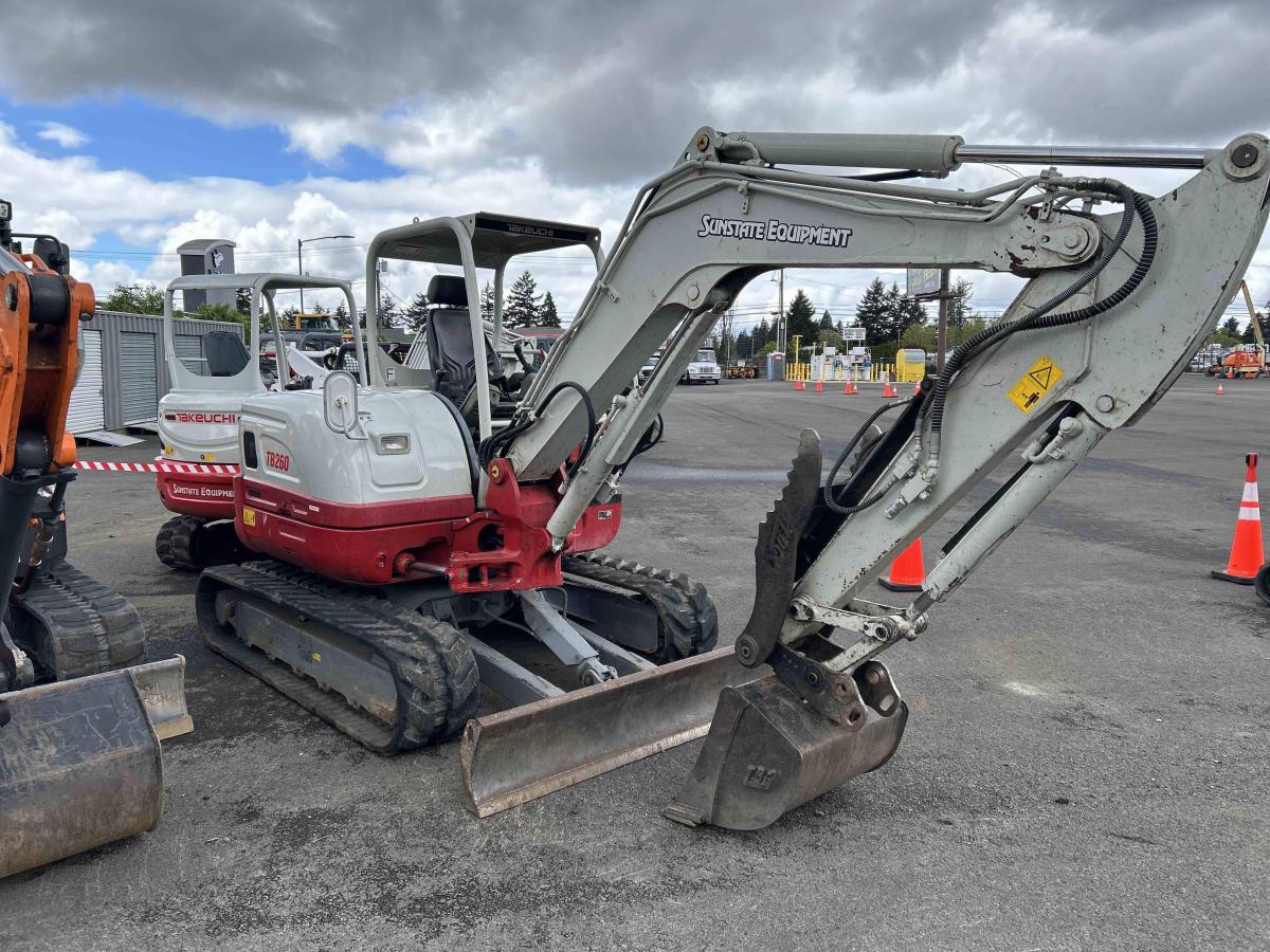 2019 Takeuchi TB260